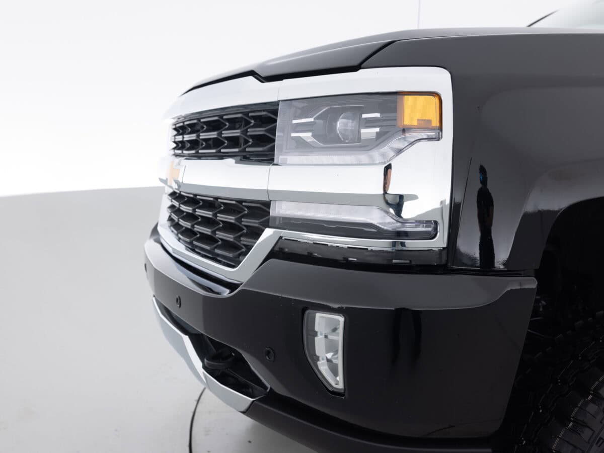 USED LIFTED 2018 CHEVROLET SILVERADO 1500 • HIGH COUNTRY | 4WD • 5.3L V8