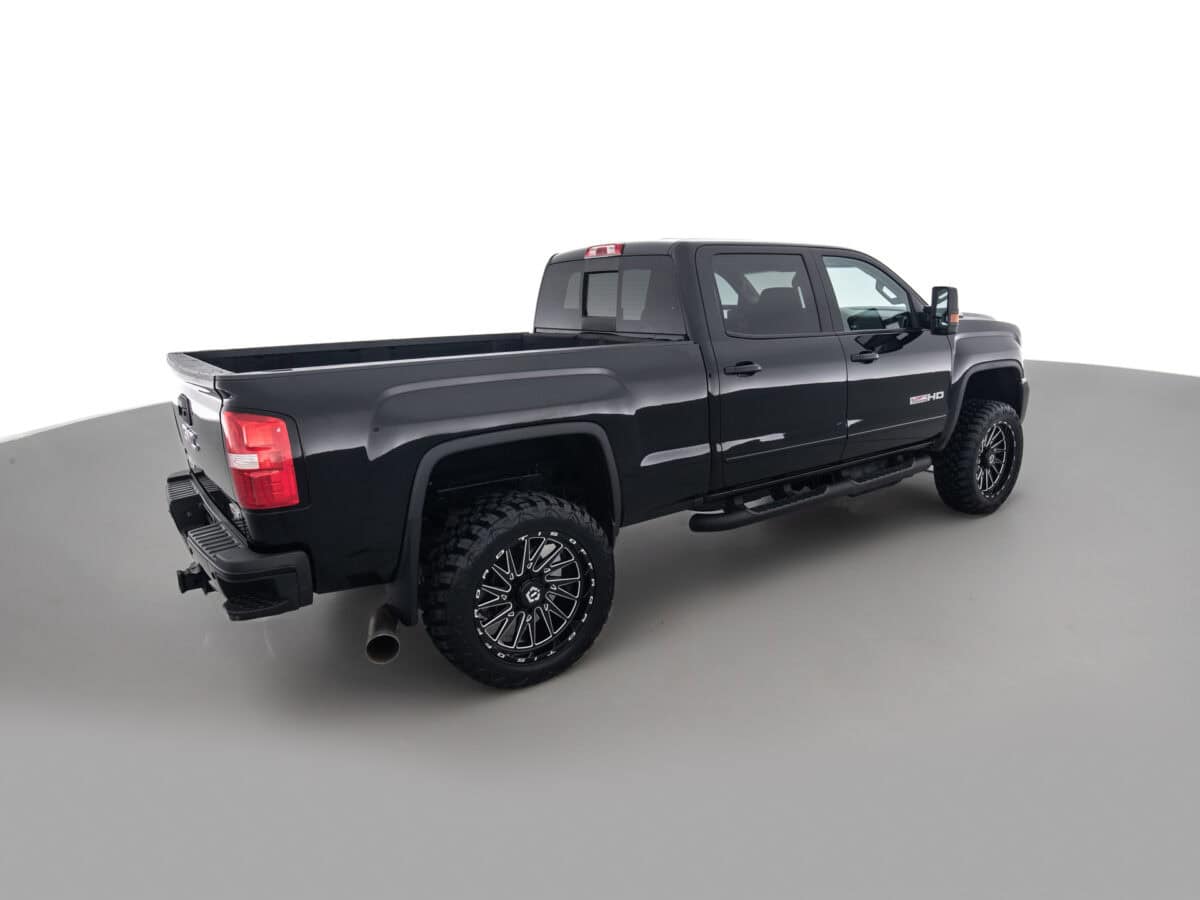 USED LIFTED 2018 GMC SIERRA 2500 HD • SLT | 4WD • 6.6L V8
