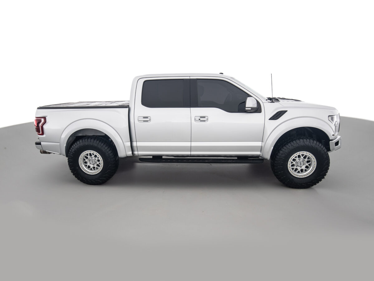 USED LEVELED 2018 FORD F150 • RAPTOR | 4WD • 3.5L V6